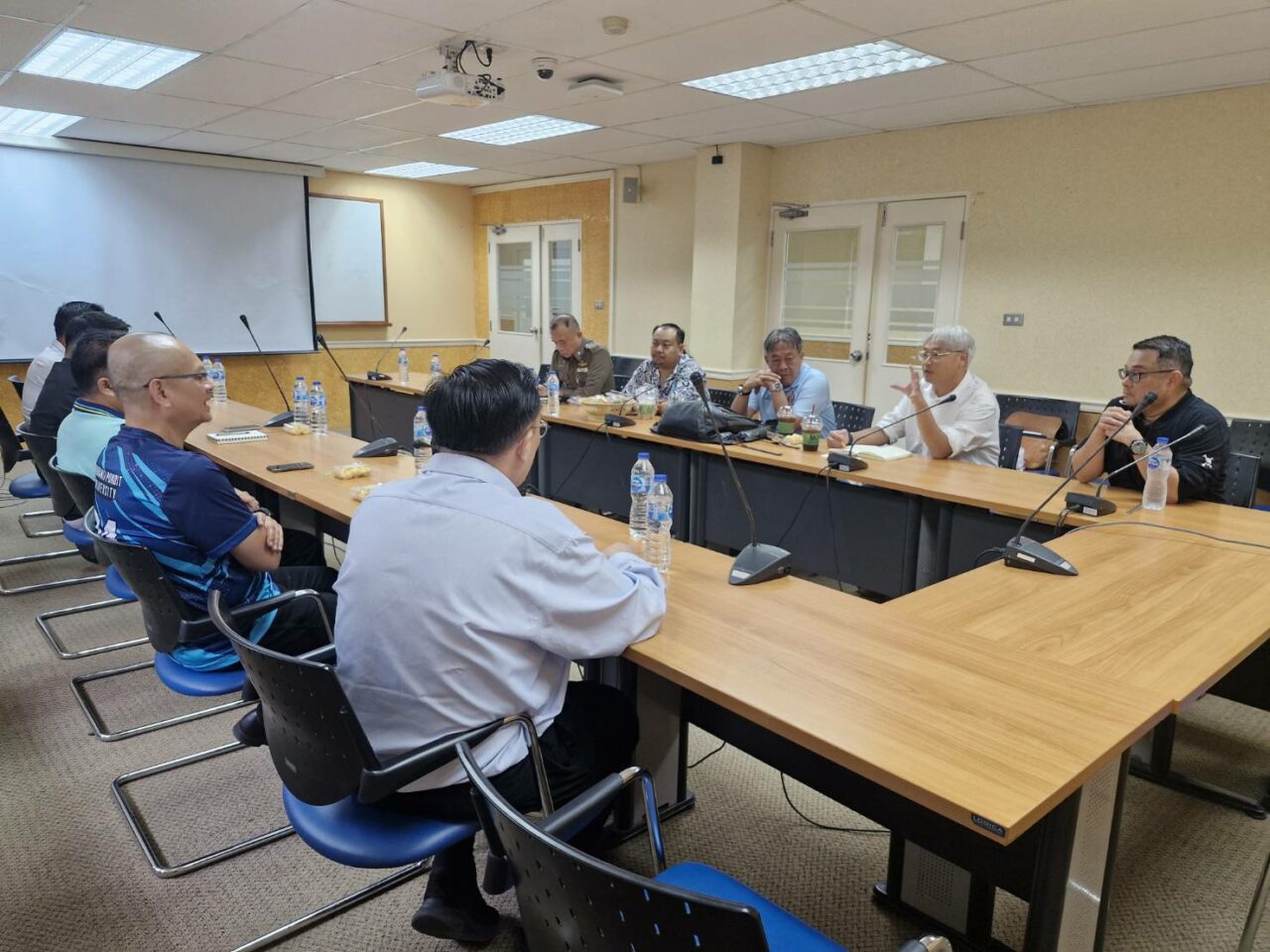 “เดลินิวส์-กรมพลศึกษา” จับมือ “ม.ธุรกิจฯ-สน.ทุ่งสองห้อง” เตรียมรับมือเกมเดือด “เดลินิวส์คัพ” รอบ ...