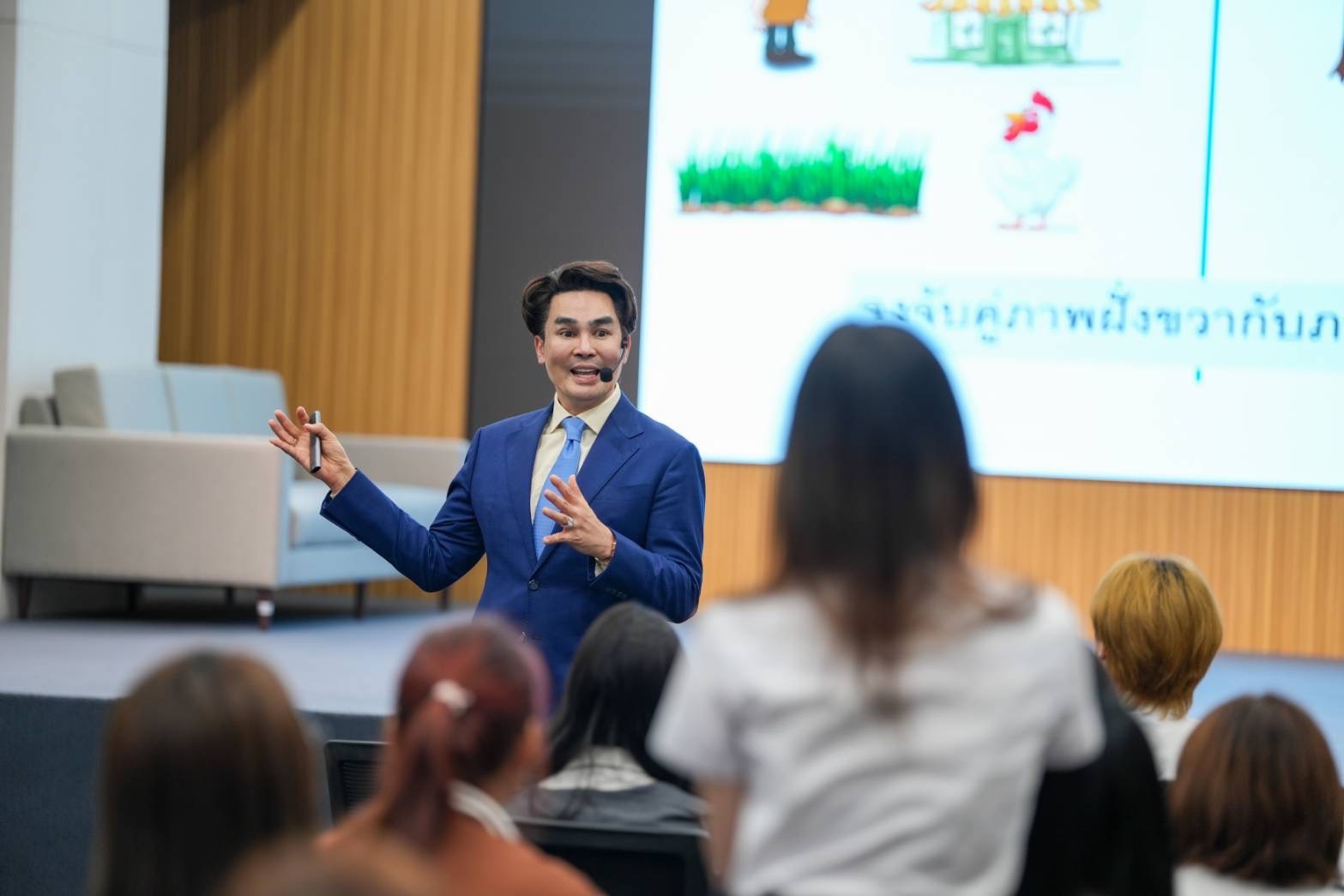 CIMw-DPU ต้อนรับนักศึกษาใหม่ คณบดีนำทีมติวเข้ม 'ทักษะมนุษย์' ปลุกศักยภาพสู่ความสำเร็จในยุค AI ...